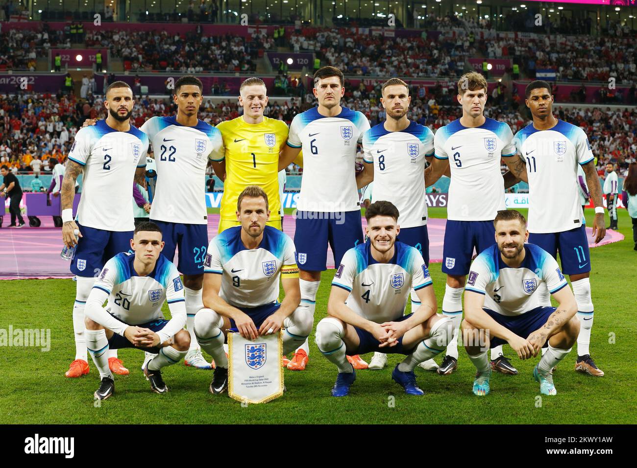 Al Rayyan, Qatar. 29th Nov, 2022. England team group lin-up (ENG ...