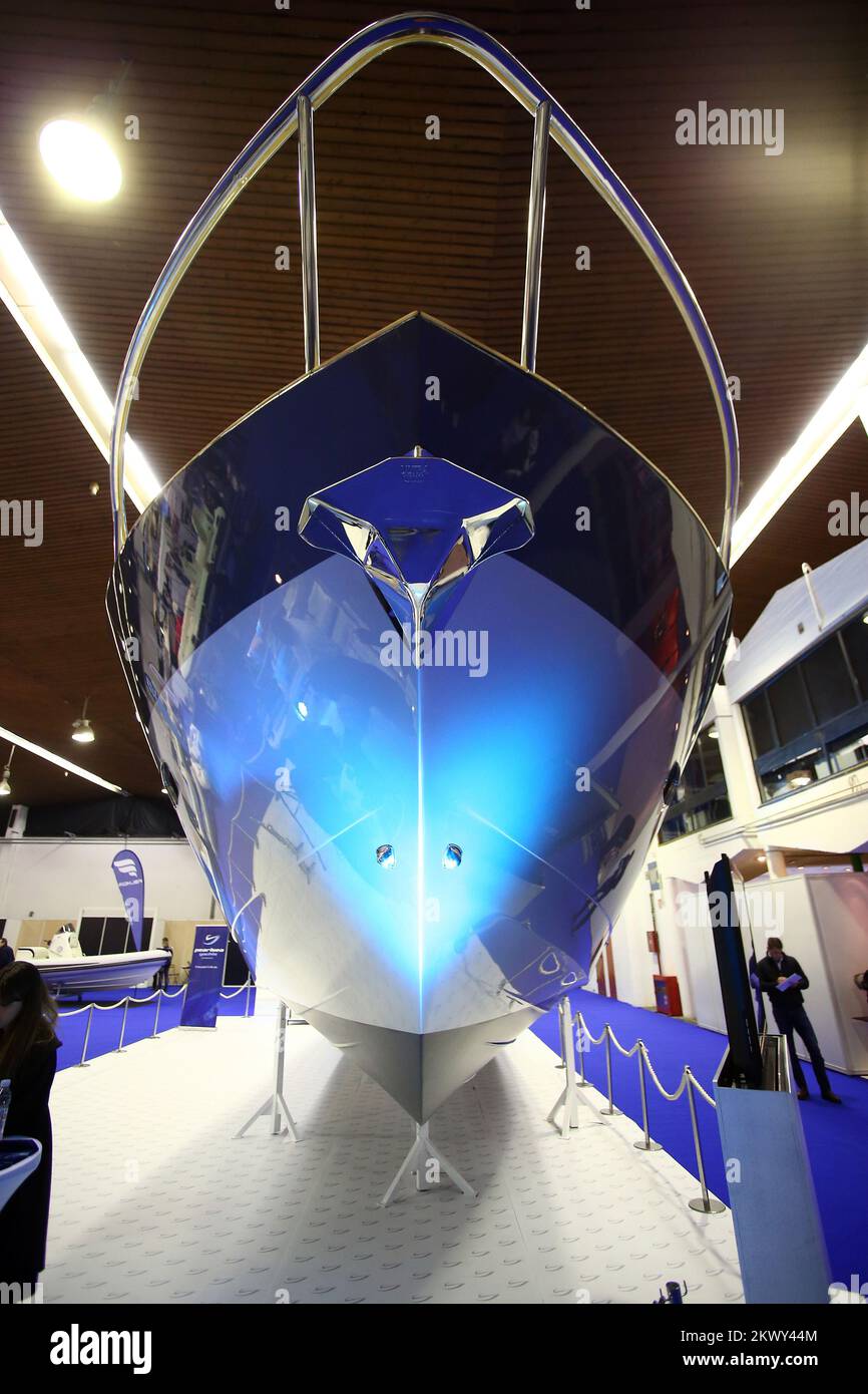 Pearlsea hi-res stock photography and images - Alamy