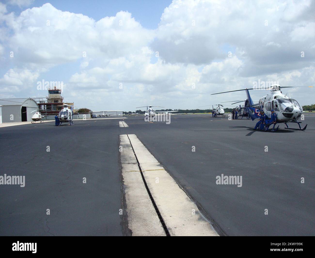 American evacuation activities hi-res stock photography and images - Alamy