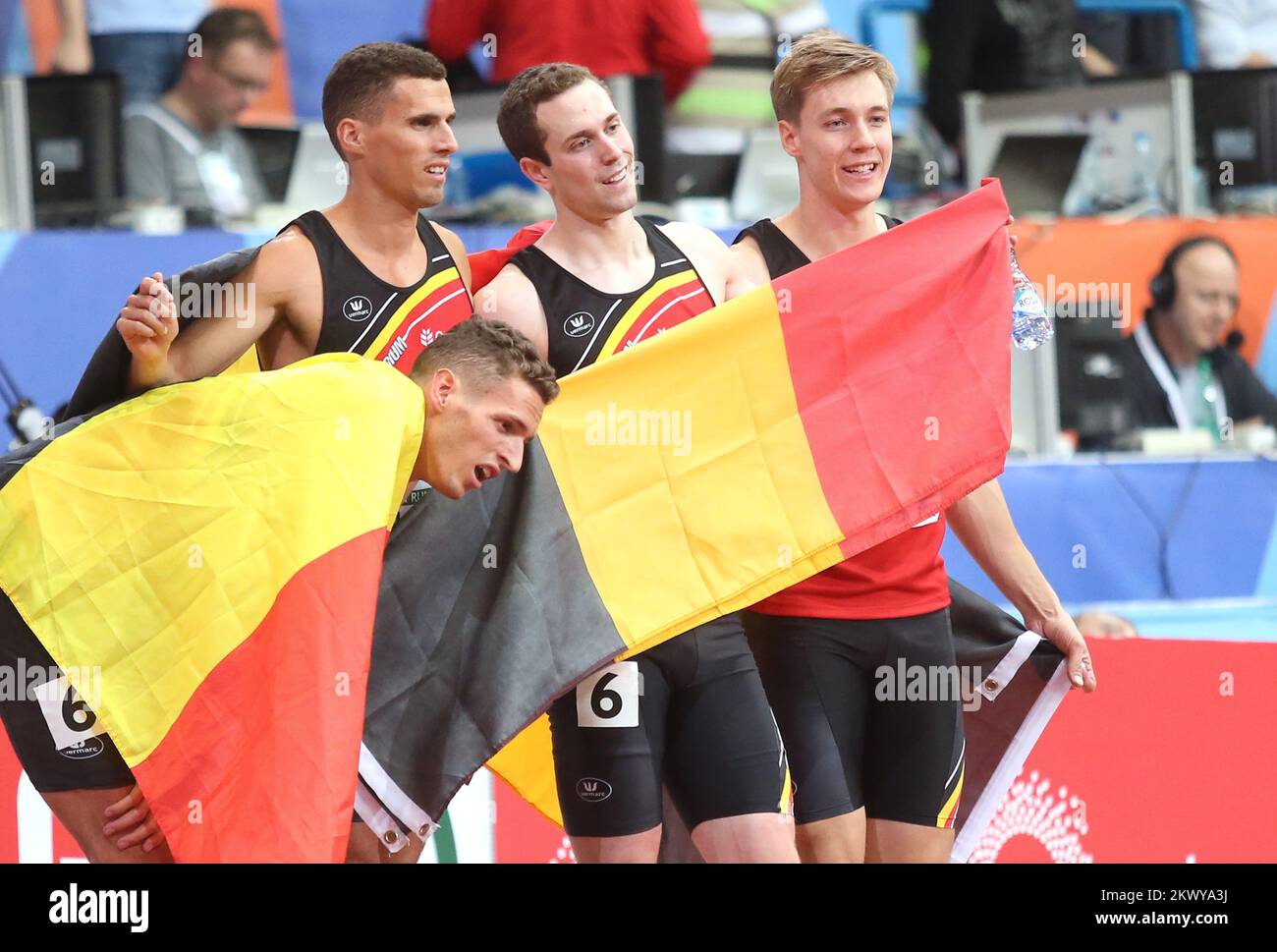 Dylan borlee 4x400 relay hi-res stock photography and images - Alamy