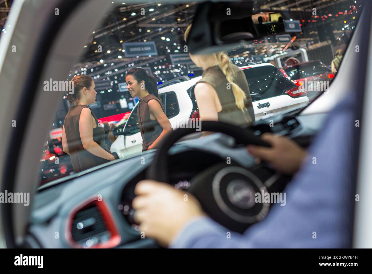 Car show hostesses hi-res stock photography and images - Alamy