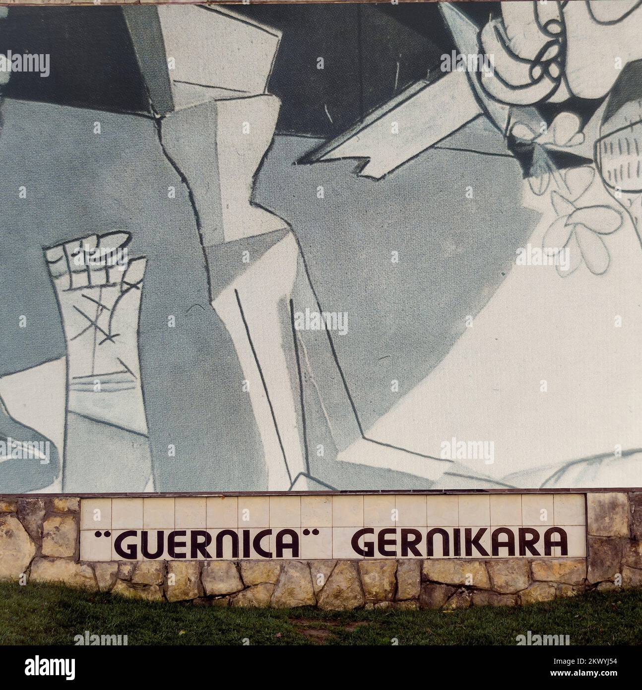 Pablo picasso painting horse hi-res stock photography and images - Alamy