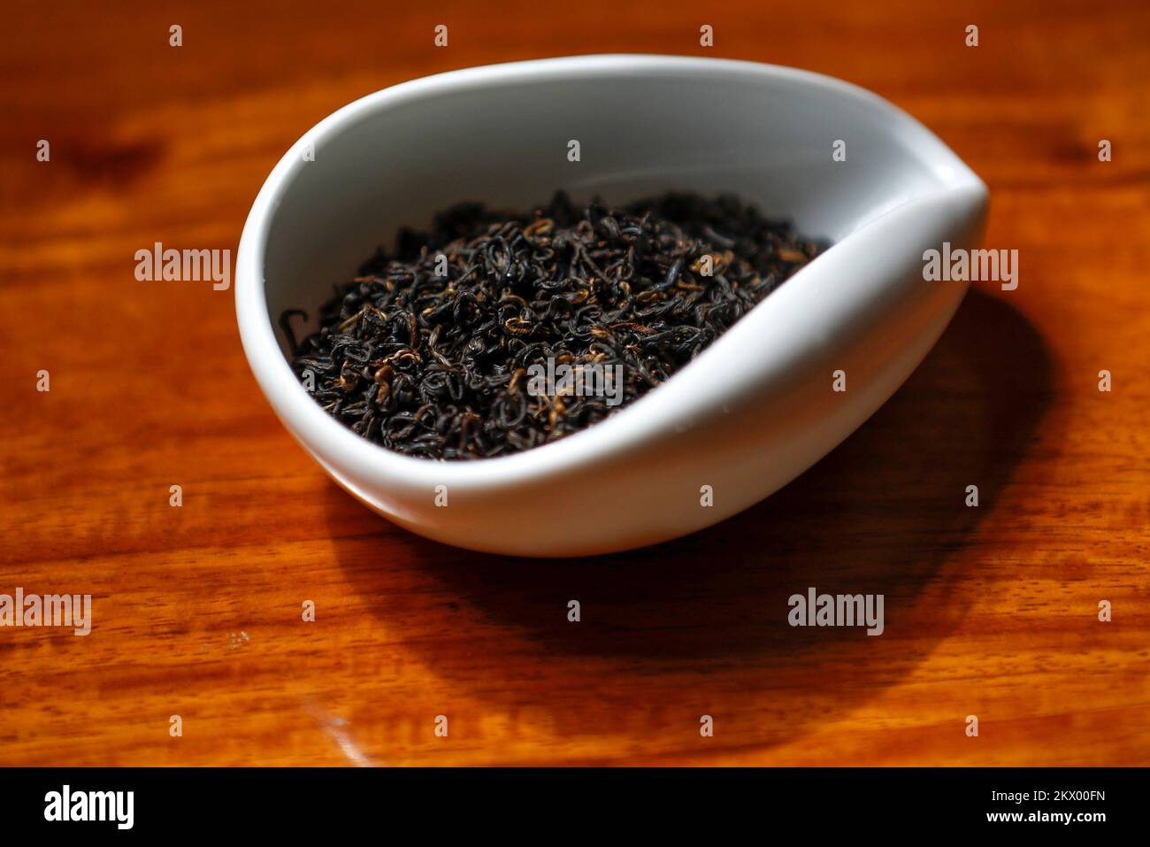 (221130) -- QIMEN, Nov. 30, 2022 (Xinhua) -- This photo taken on March ...