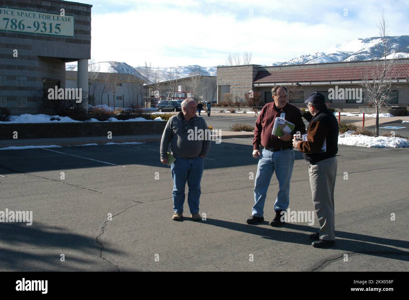 FCO and Log staff Confer at New JFO.. Photographs Relating to Disasters ...
