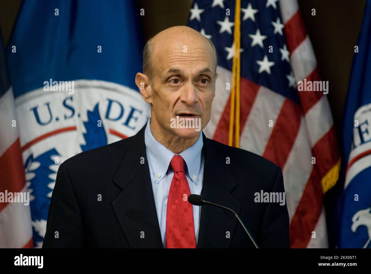 Levels of government hi-res stock photography and images - Alamy