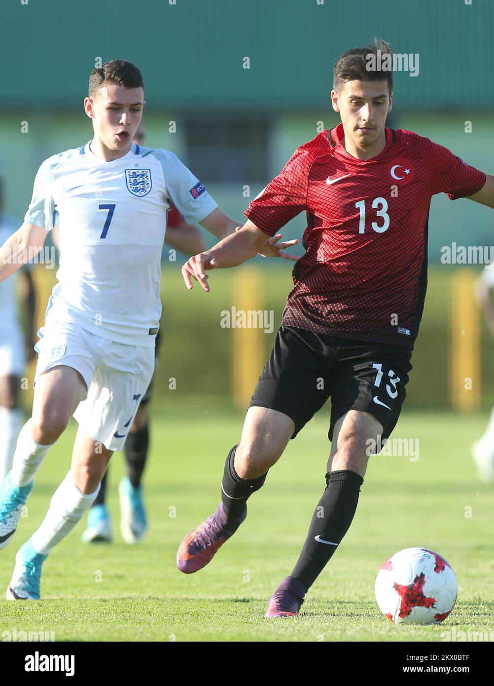 Phil foden england 2017 hi-res stock photography and images - Alamy