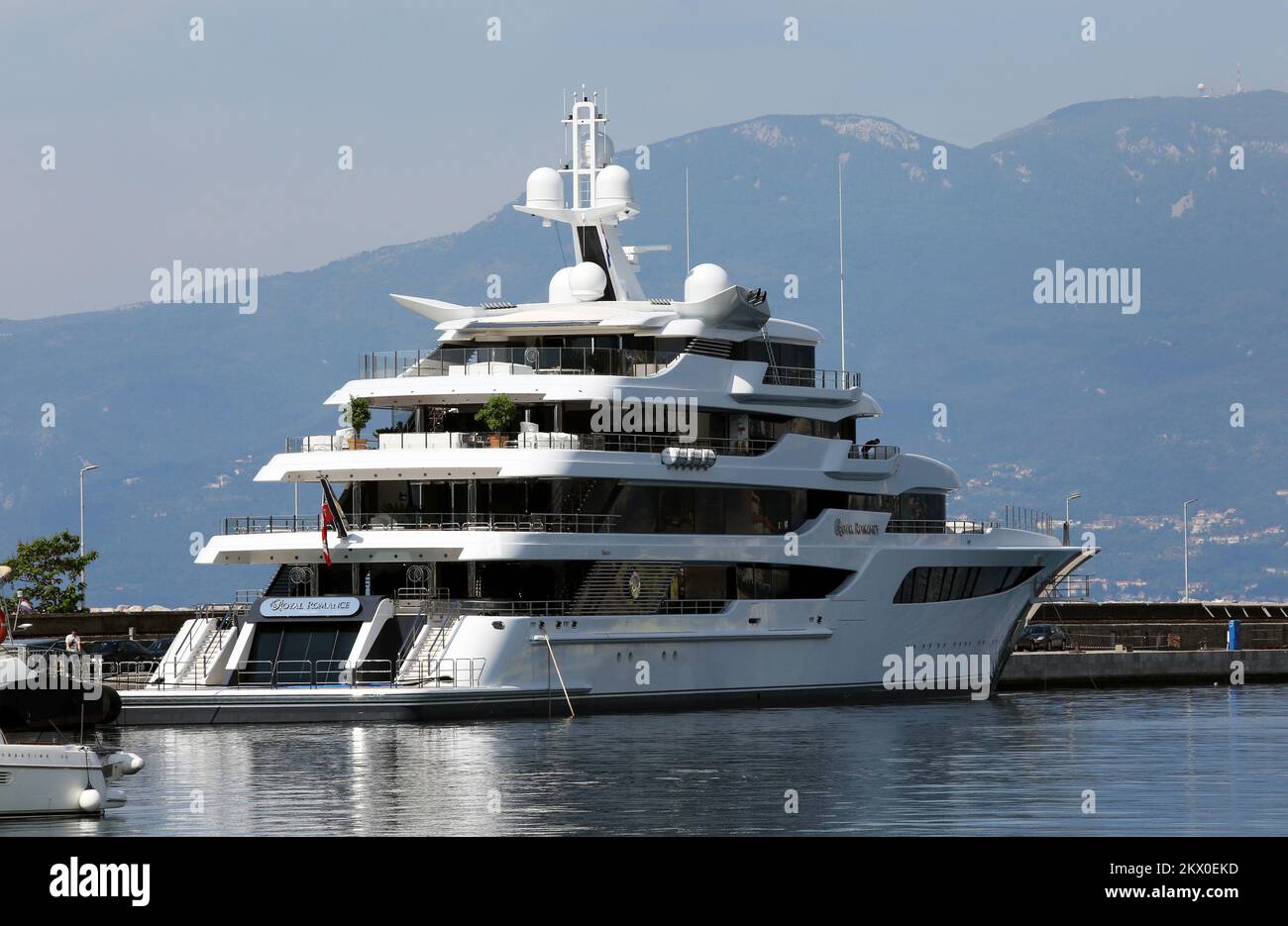 Royal romance yacht hi-res stock photography and images - Alamy