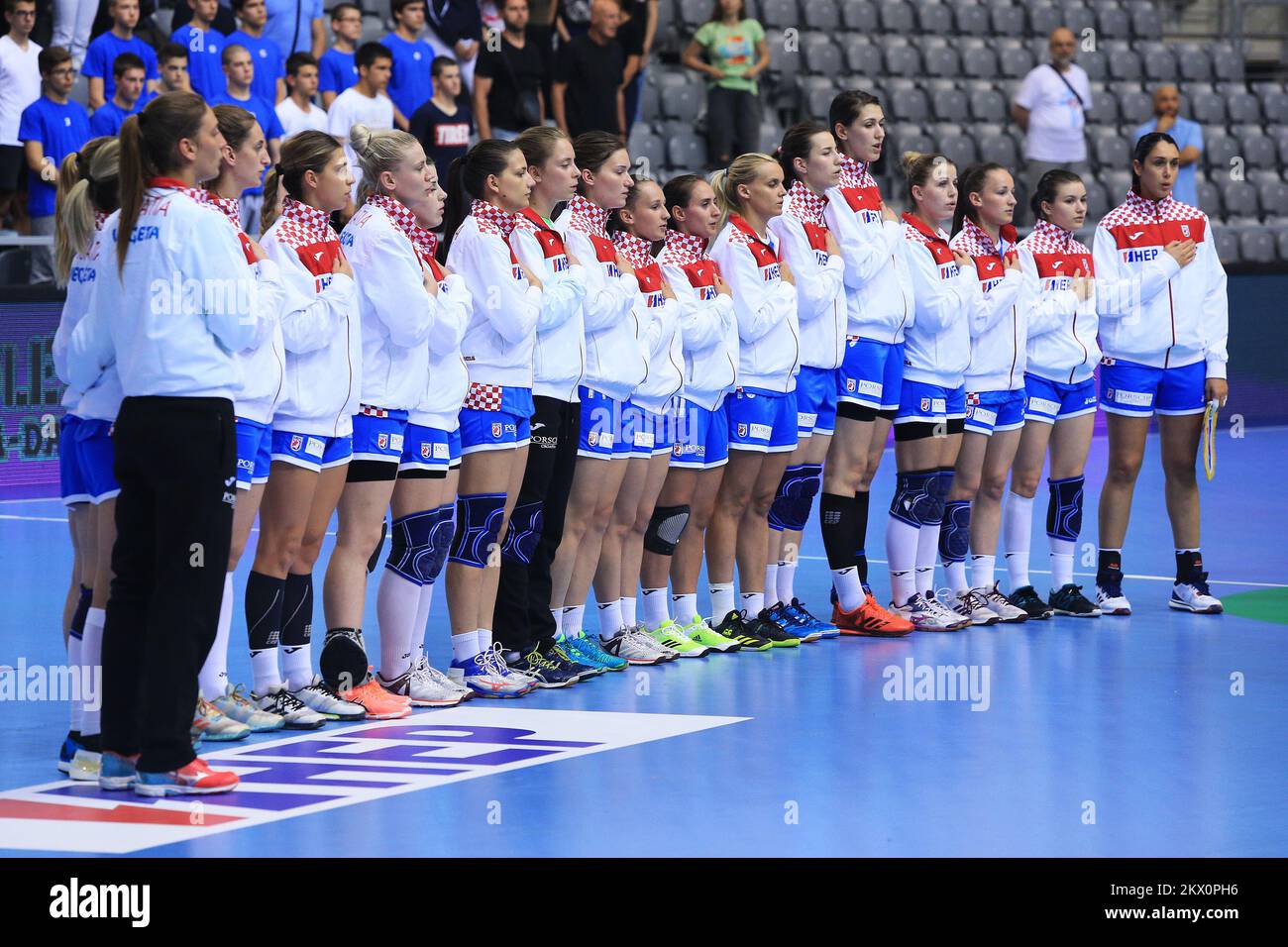 Croatian womens handball hi-res stock photography and images - Alamy