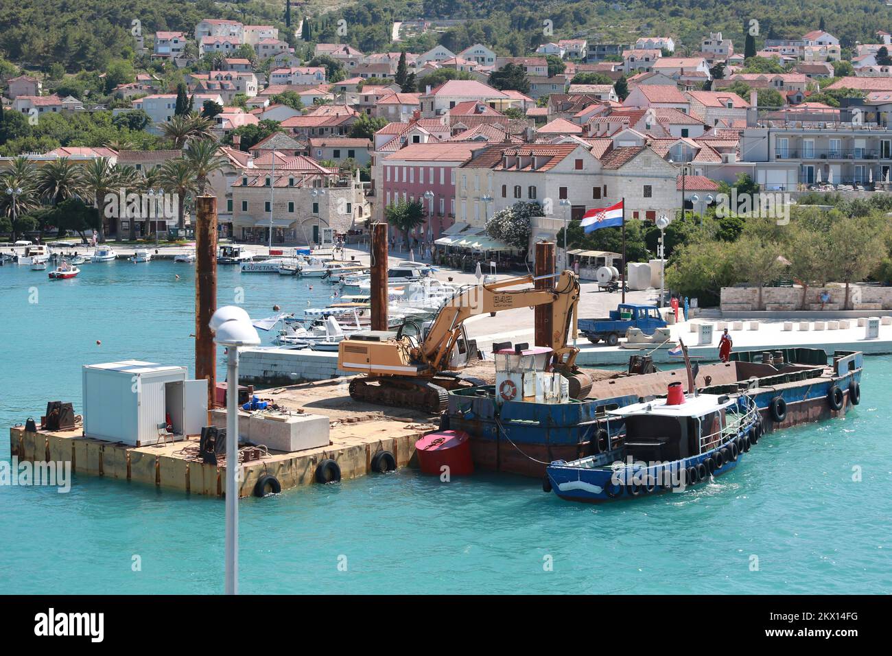 21.06.2017., Croatia, Supetar - Works on the new marina. Photo: Miranda ...