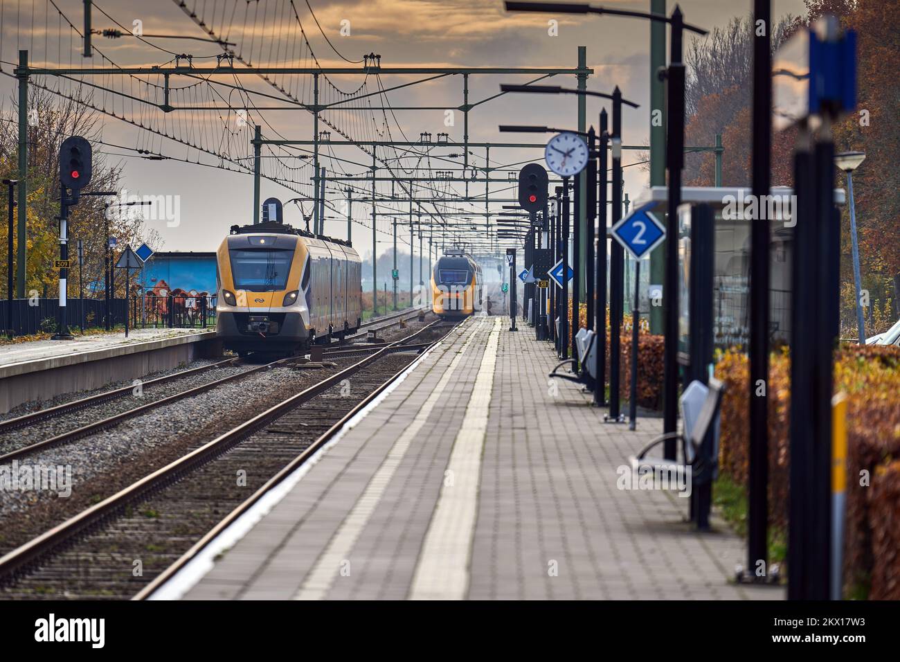 Treinrails hi-res stock photography and images - Alamy