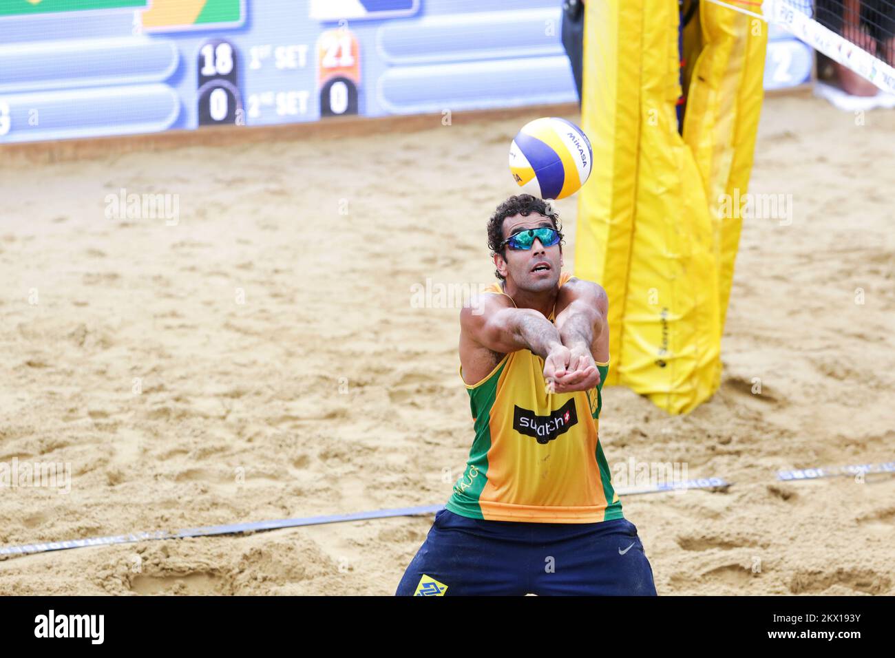 Gustavo carvalhaes hi-res stock photography and images - Alamy