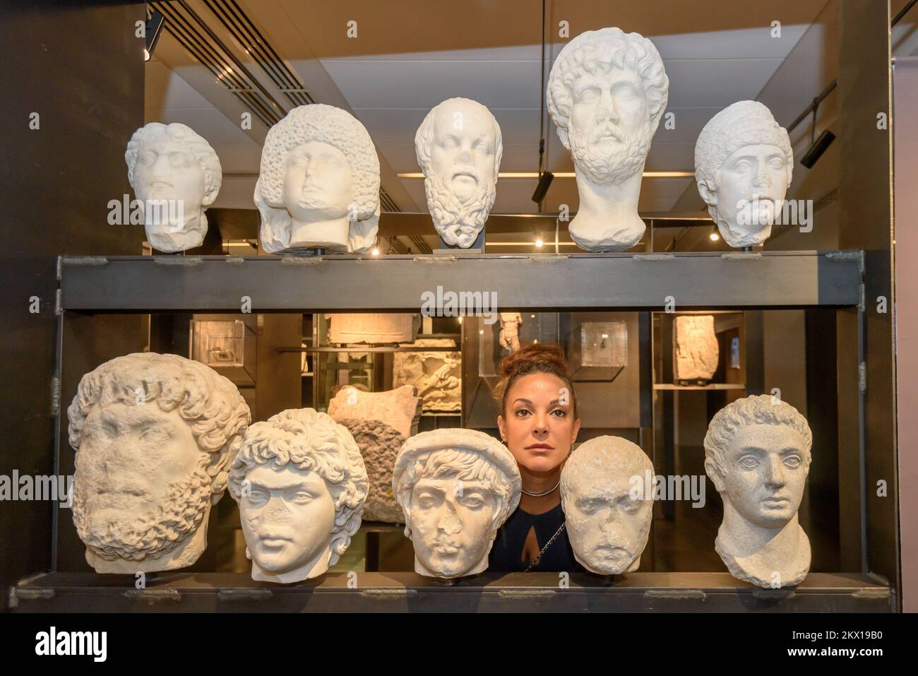 Eva larue in csi hi-res stock photography and images - Alamy