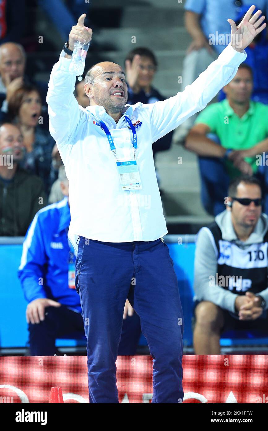 Croatian national water polo team hi-res stock photography and images ...