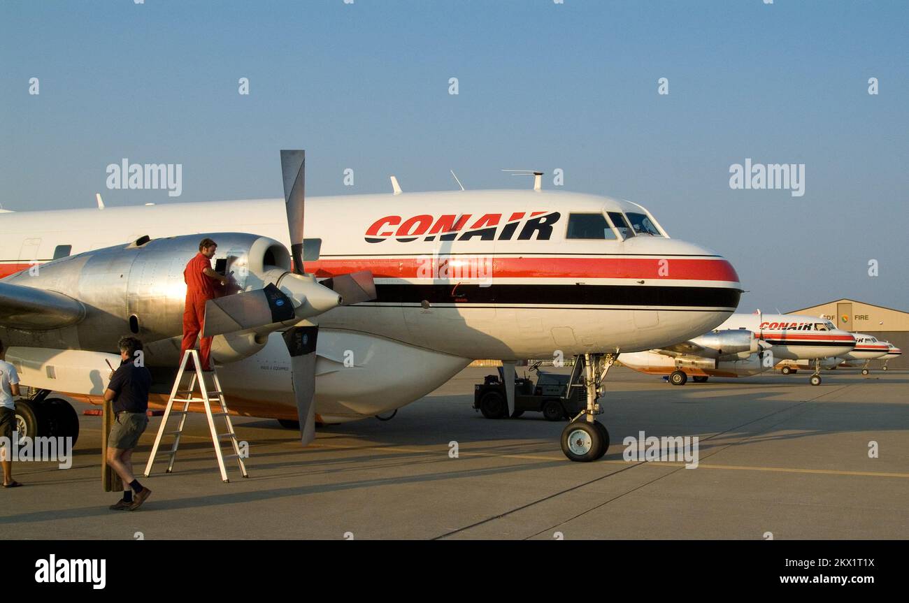 Sacramento, CA, July 13, 2008 The Canadian Forest Service Air tanker ...