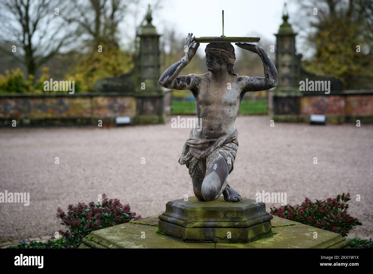 Arley Hall and Gardens statue Stock Photo - Alamy