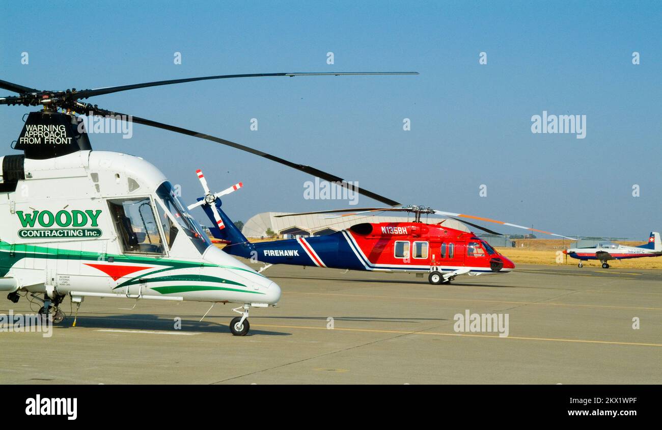 Water filled buckets hi-res stock photography and images - Alamy