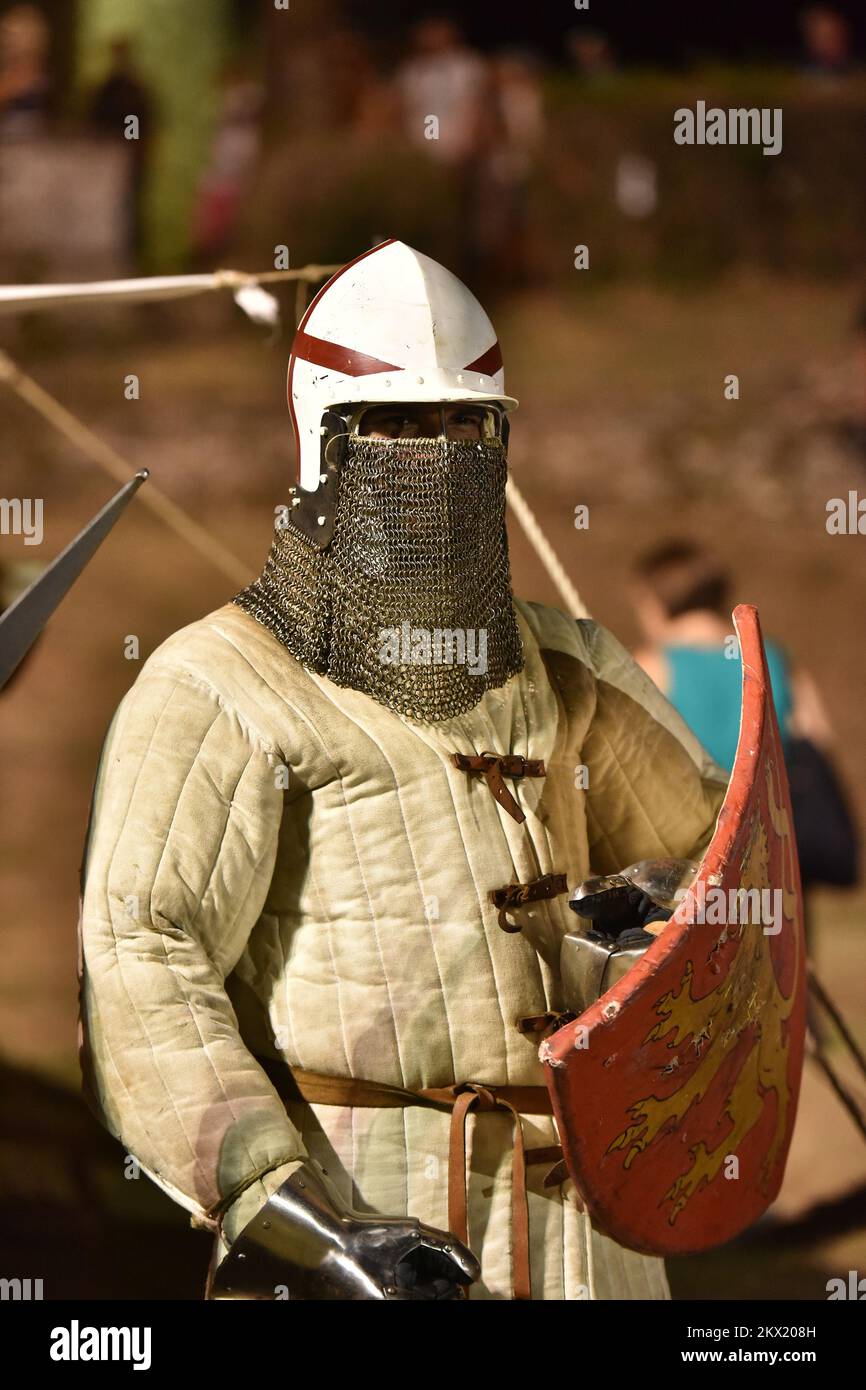 Three knights real hi-res stock photography and images - Alamy