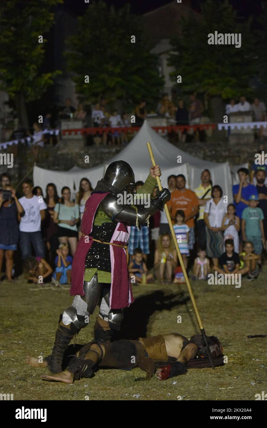 Three knights real hi-res stock photography and images - Alamy