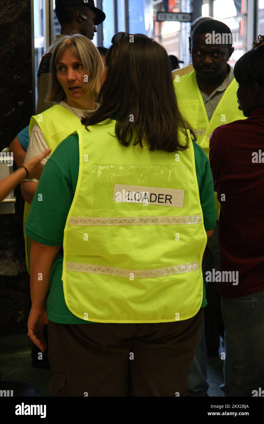 Safety vests direct hi-res stock photography and images - Alamy