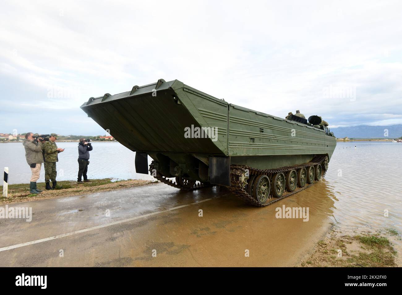 Amphibian vehicles hi-res stock photography and images - Alamy