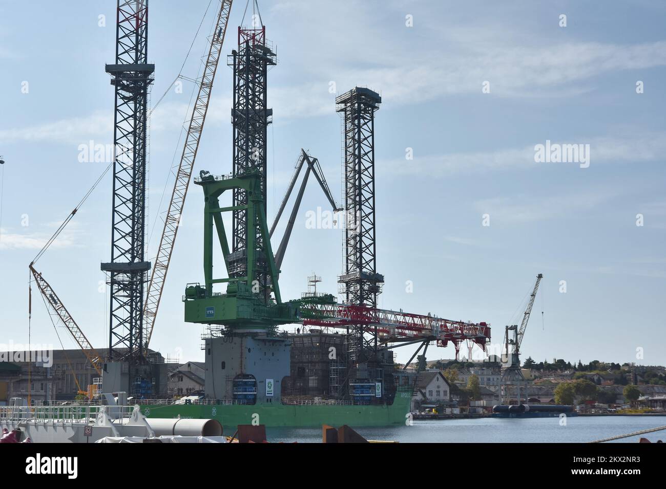 04.10.2017., Pula, Croatia - The Jack-up platform that will be used for ...
