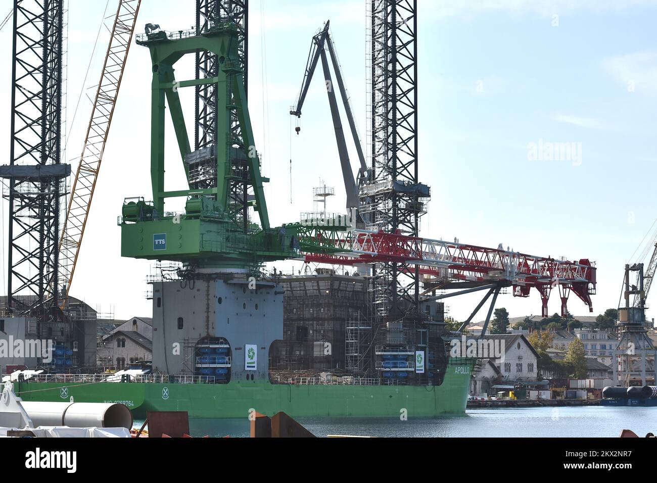 04.10.2017., Pula, Croatia - The Jack-up platform that will be used for ...