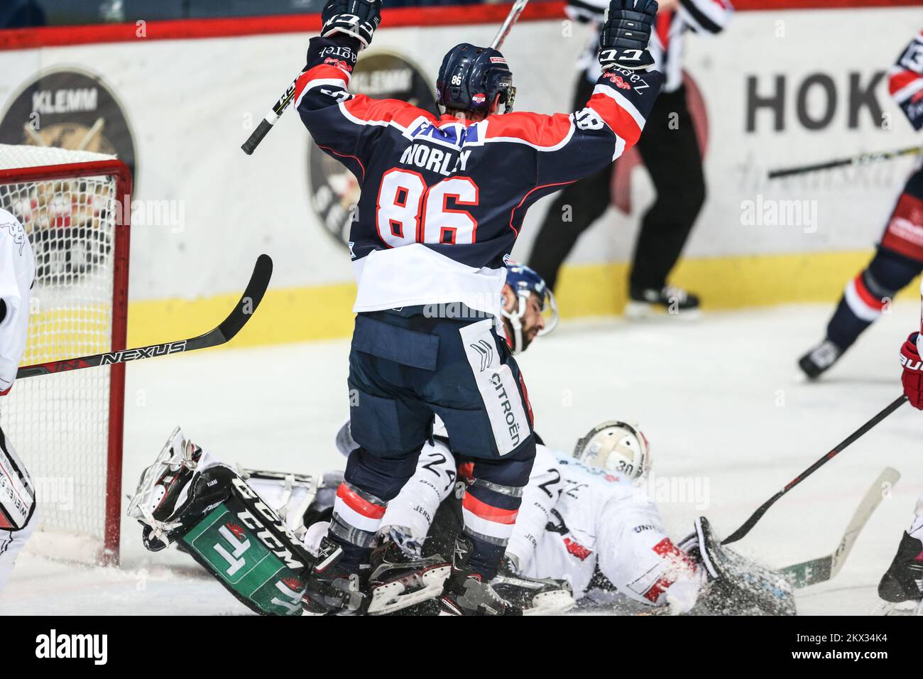 Tyler morley hi-res stock photography and images - Alamy