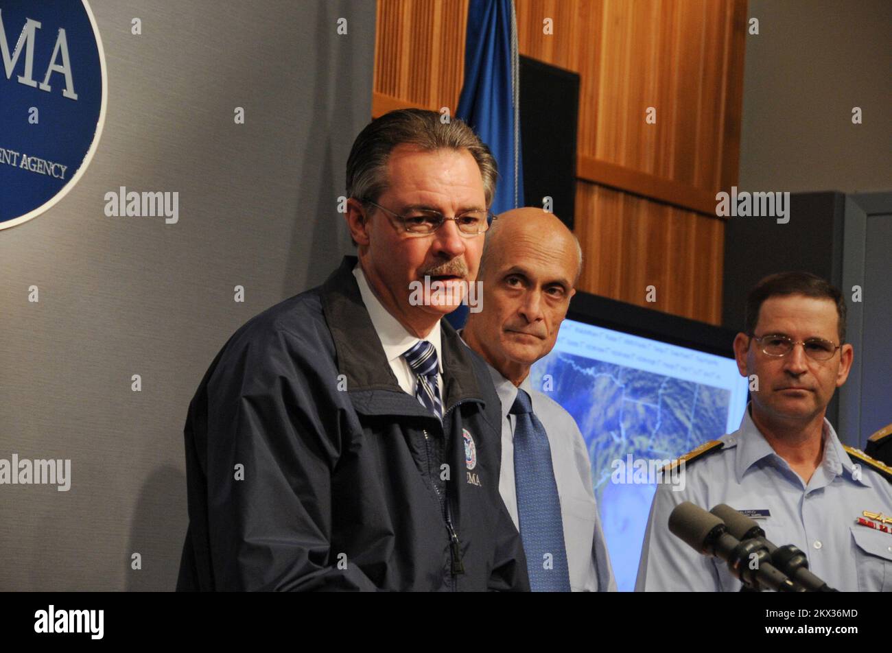 David paulison hi-res stock photography and images - Alamy