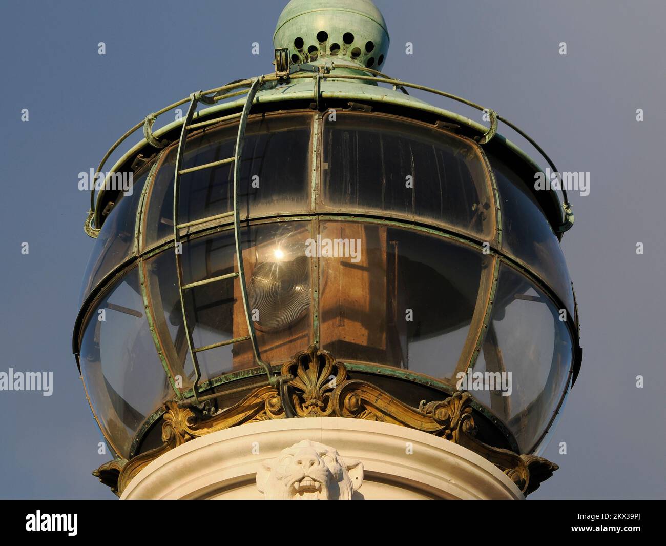 gianicolo lighthouse in rome detail Stock Photo - Alamy