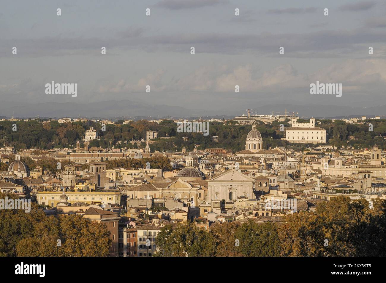 Gianicolo, the janiculum hill basilica hi-res stock photography and ...