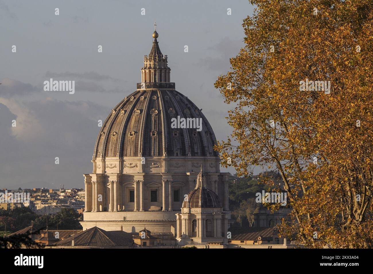 Dome of St Peter church in Vatican, Sunrise view from Gianicolo Hill ...