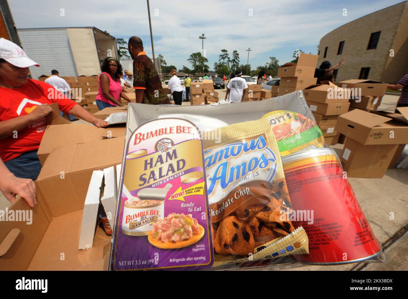 Distribution box photographs hi-res stock photography and images - Alamy