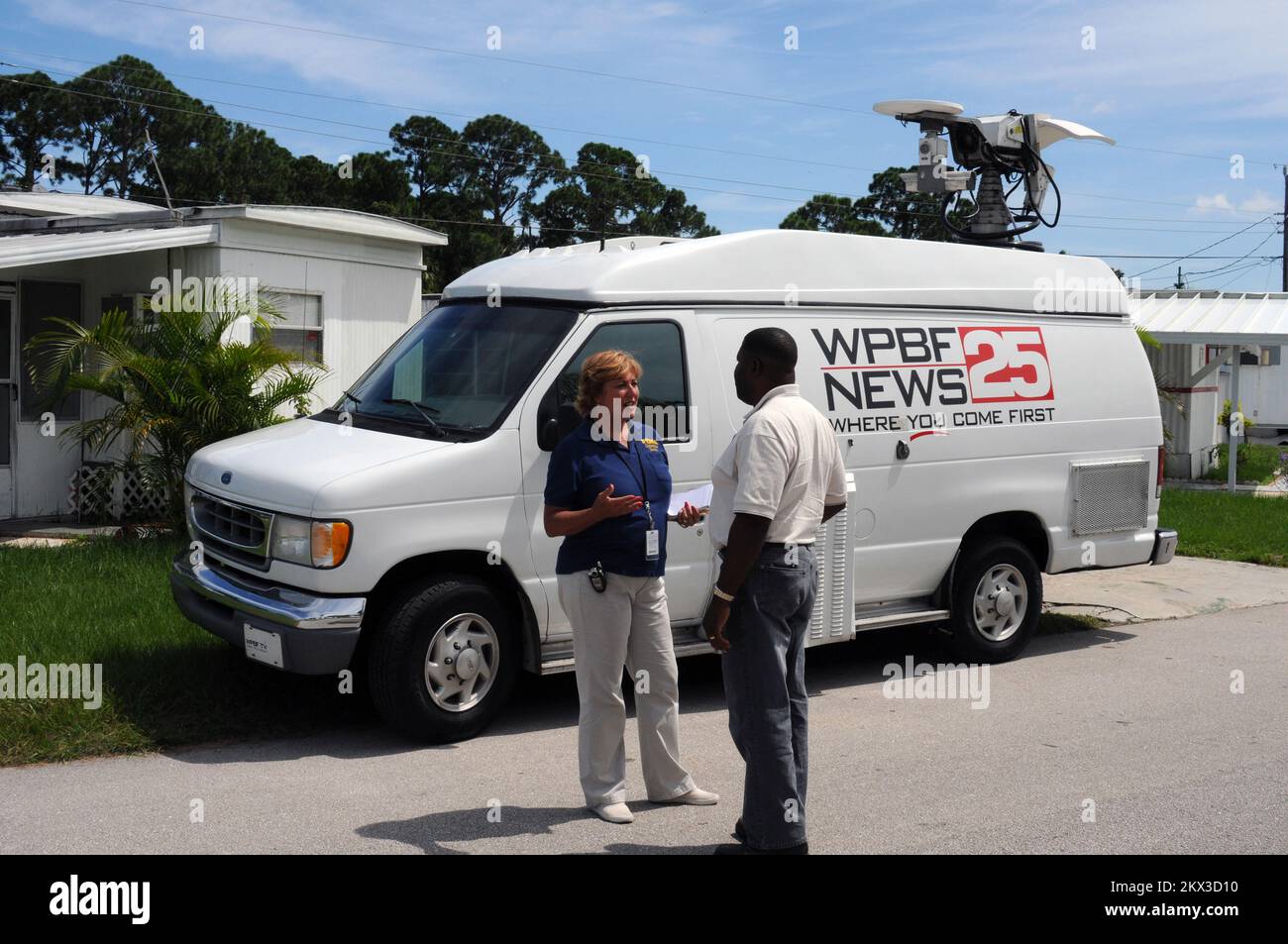 Emergency information tv hi-res stock photography and images - Alamy