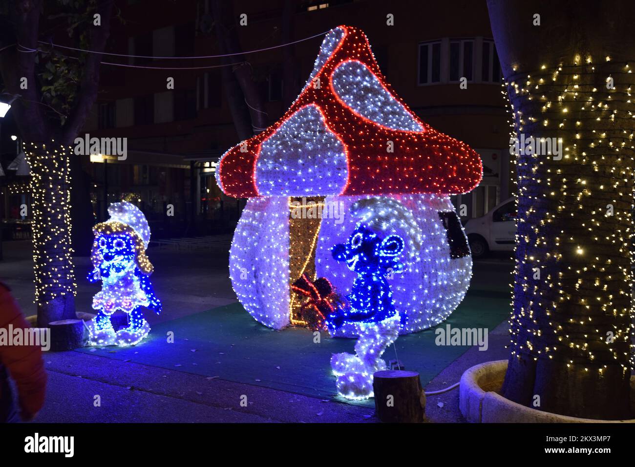 04.12.2017., Croatia, Pula - Advent atmosphere on the city promenade in ...