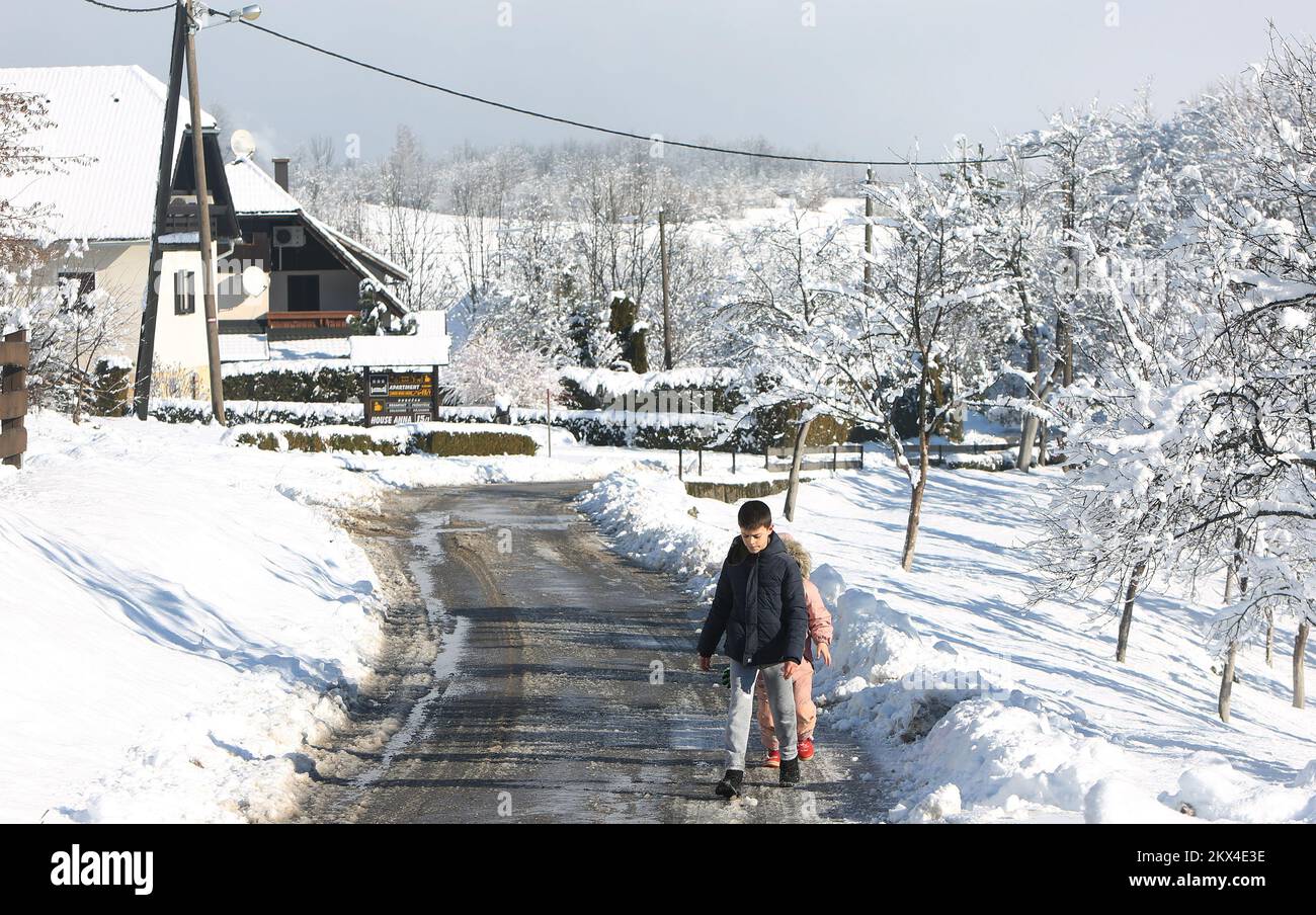 20.01.2018., Croatia, Plitvicka jezera - About ten centimeters of snow ...