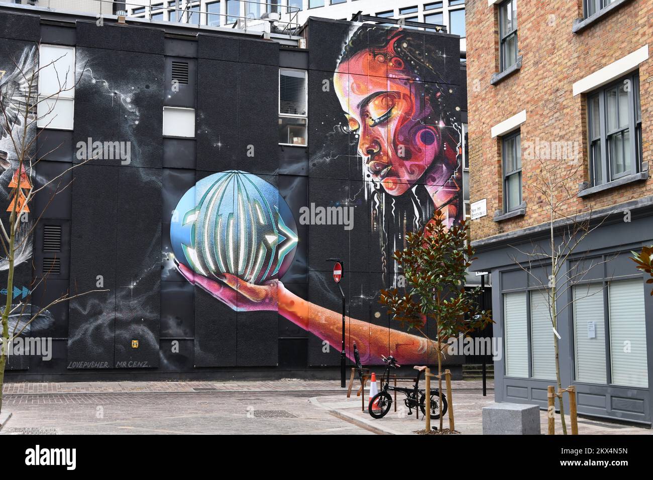 Street art by mr cenz and lovepusher hi-res stock photography and ...