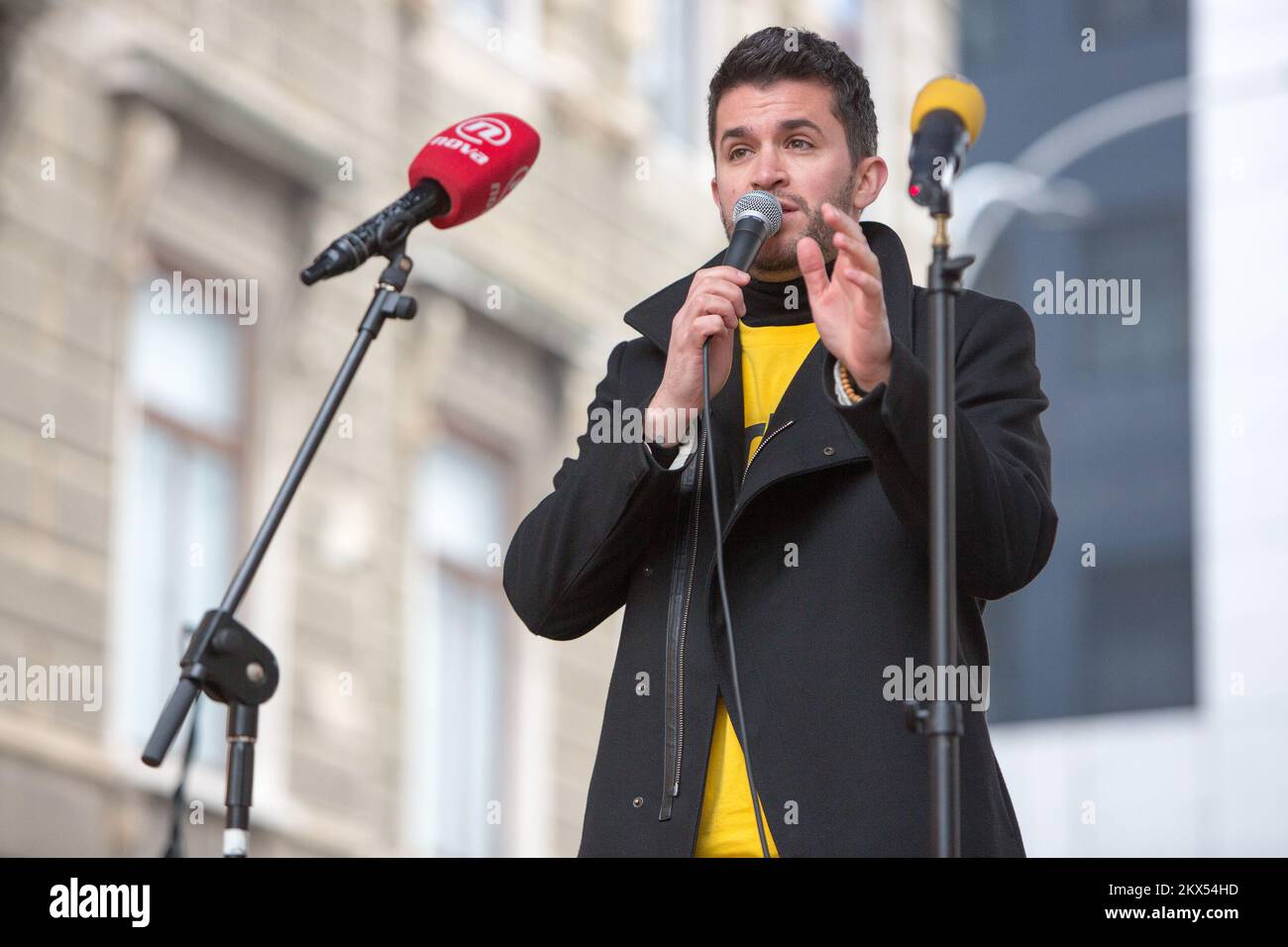 Kedzo hi-res stock photography and images - Alamy