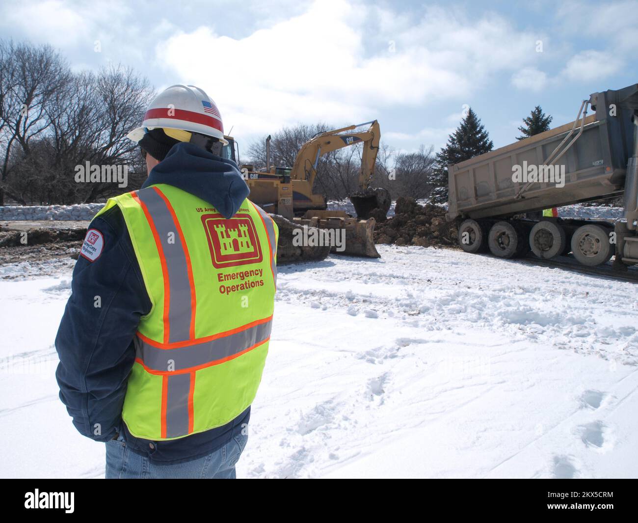 Flooding - Fargo, N. D. , March 28, 2009 US Army Core work on ...
