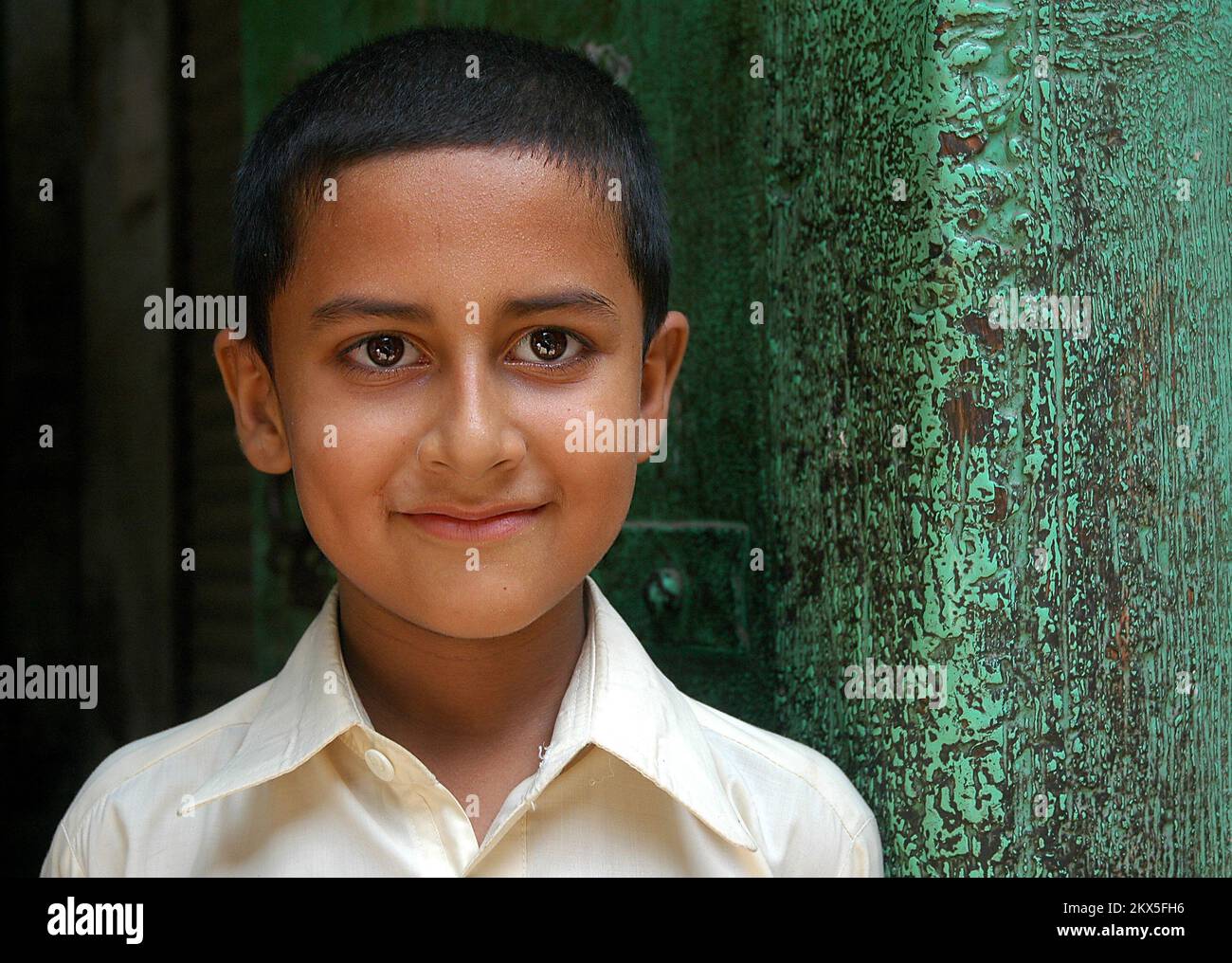 Peshawar, Khyber Pakhtunkhwa / Pakistan: Portrait of a boy in Peshawar ...