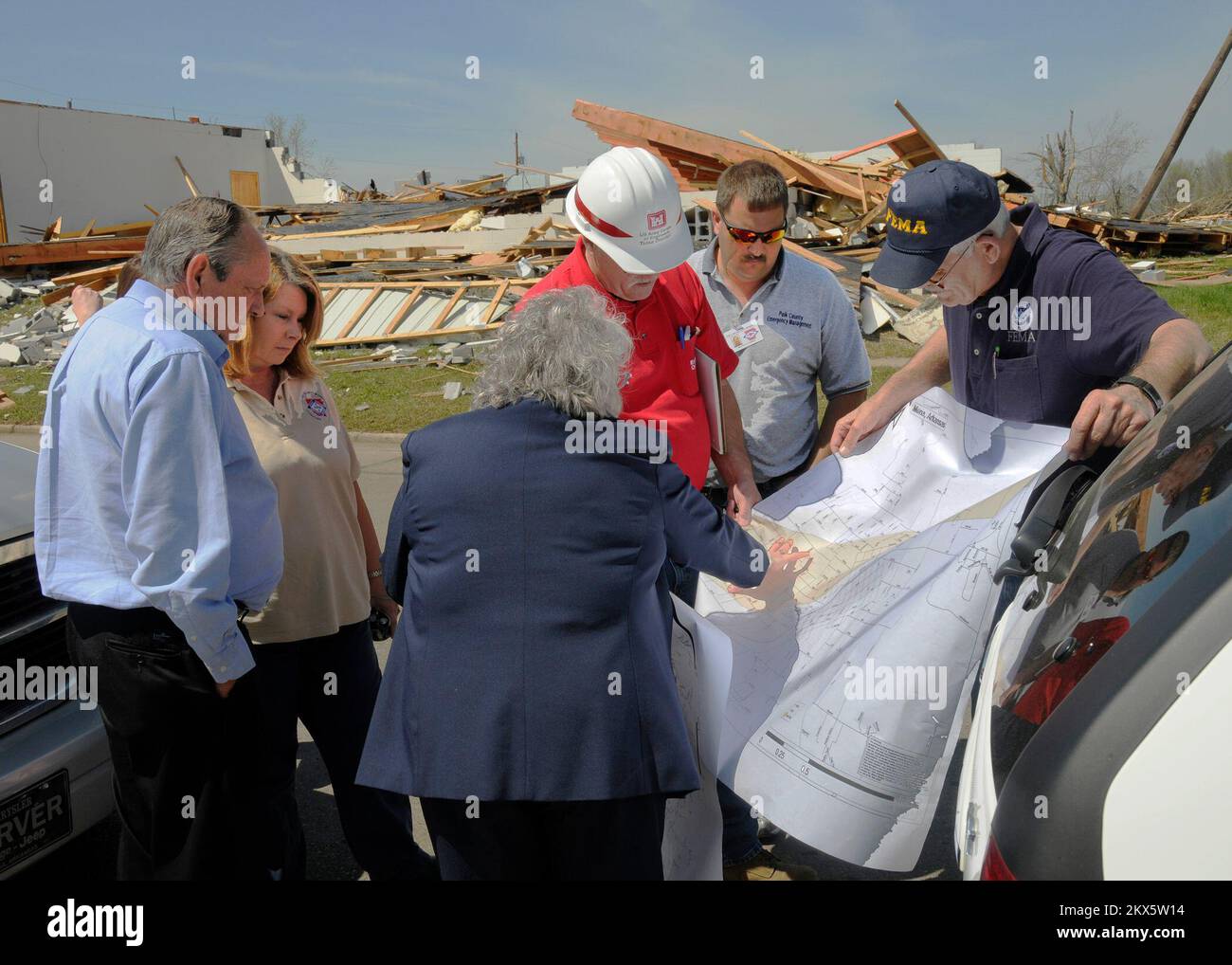 Five documented tornadoes hi-res stock photography and images - Alamy