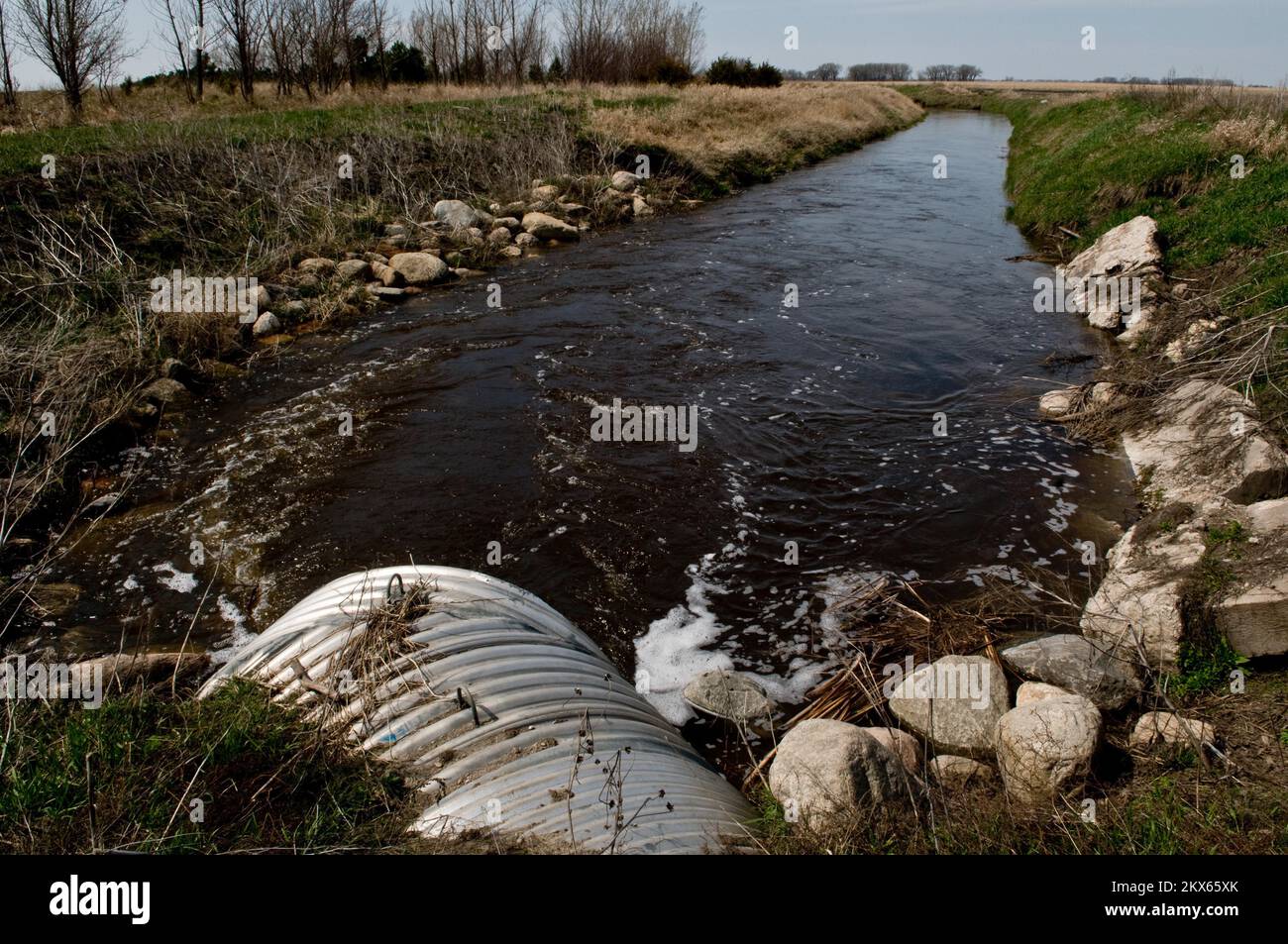 Erosion control rocks hi-res stock photography and images - Alamy