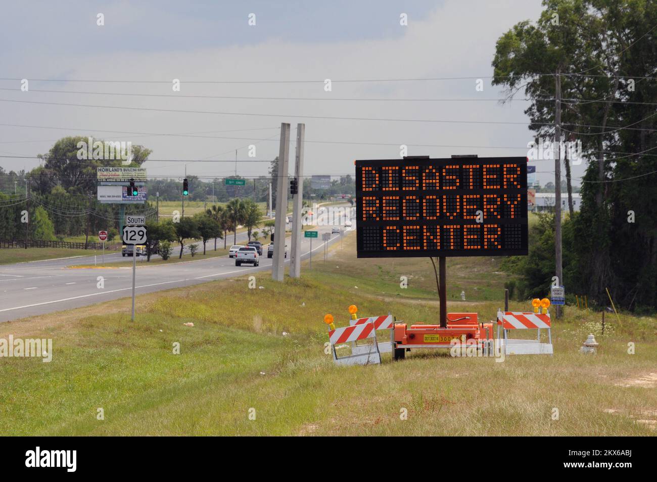 Florida flooding sign hi-res stock photography and images - Alamy