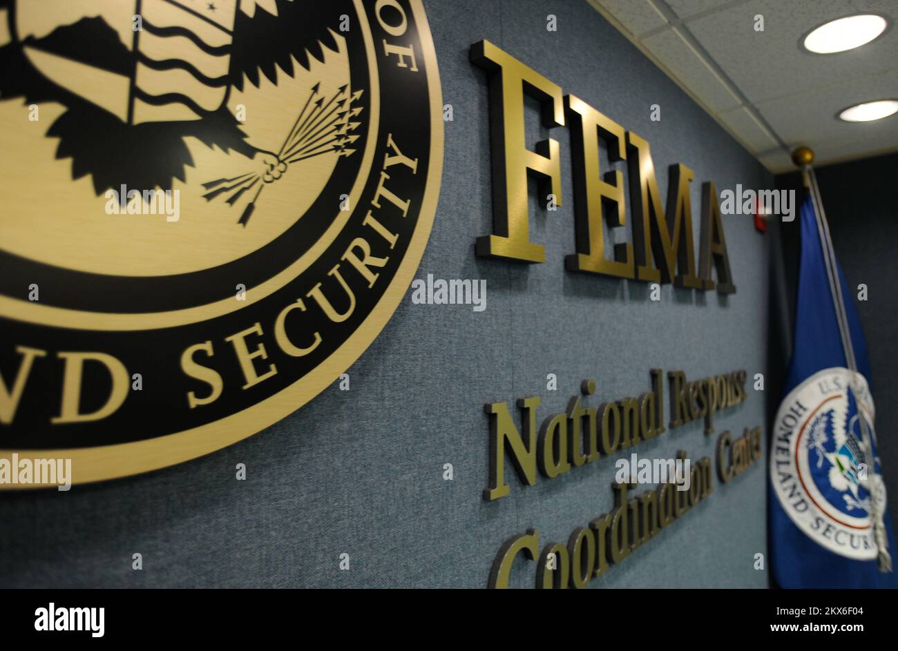 Emergency coordination center hi-res stock photography and images - Alamy