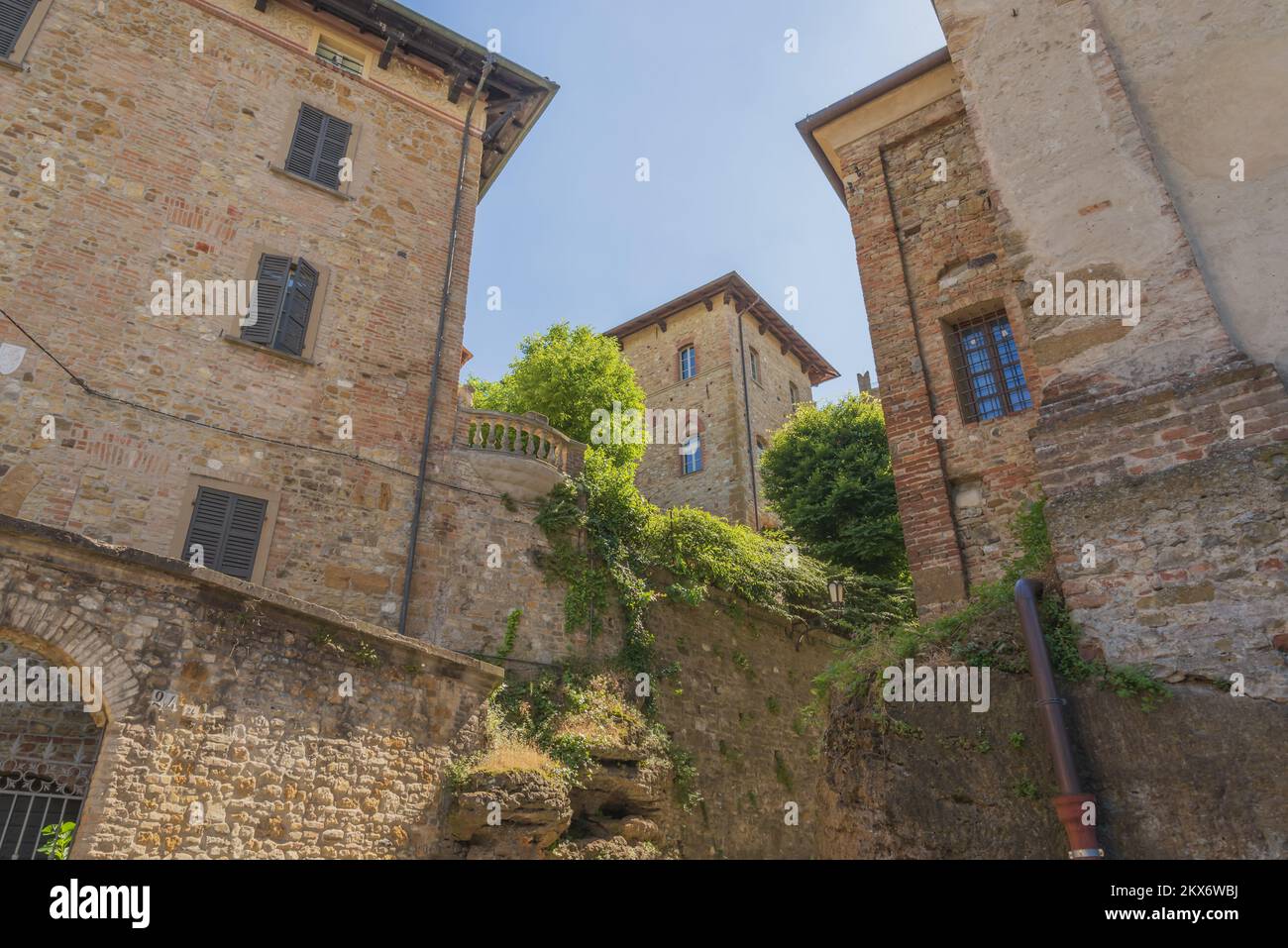 Cultura medievale hi-res stock photography and images - Alamy