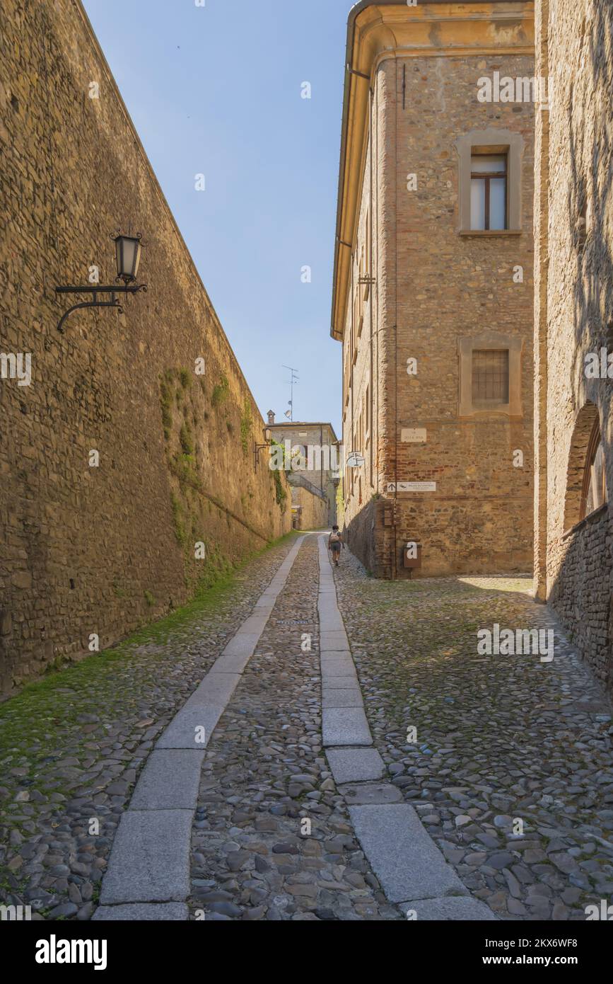 Cultura medievale hi-res stock photography and images - Alamy
