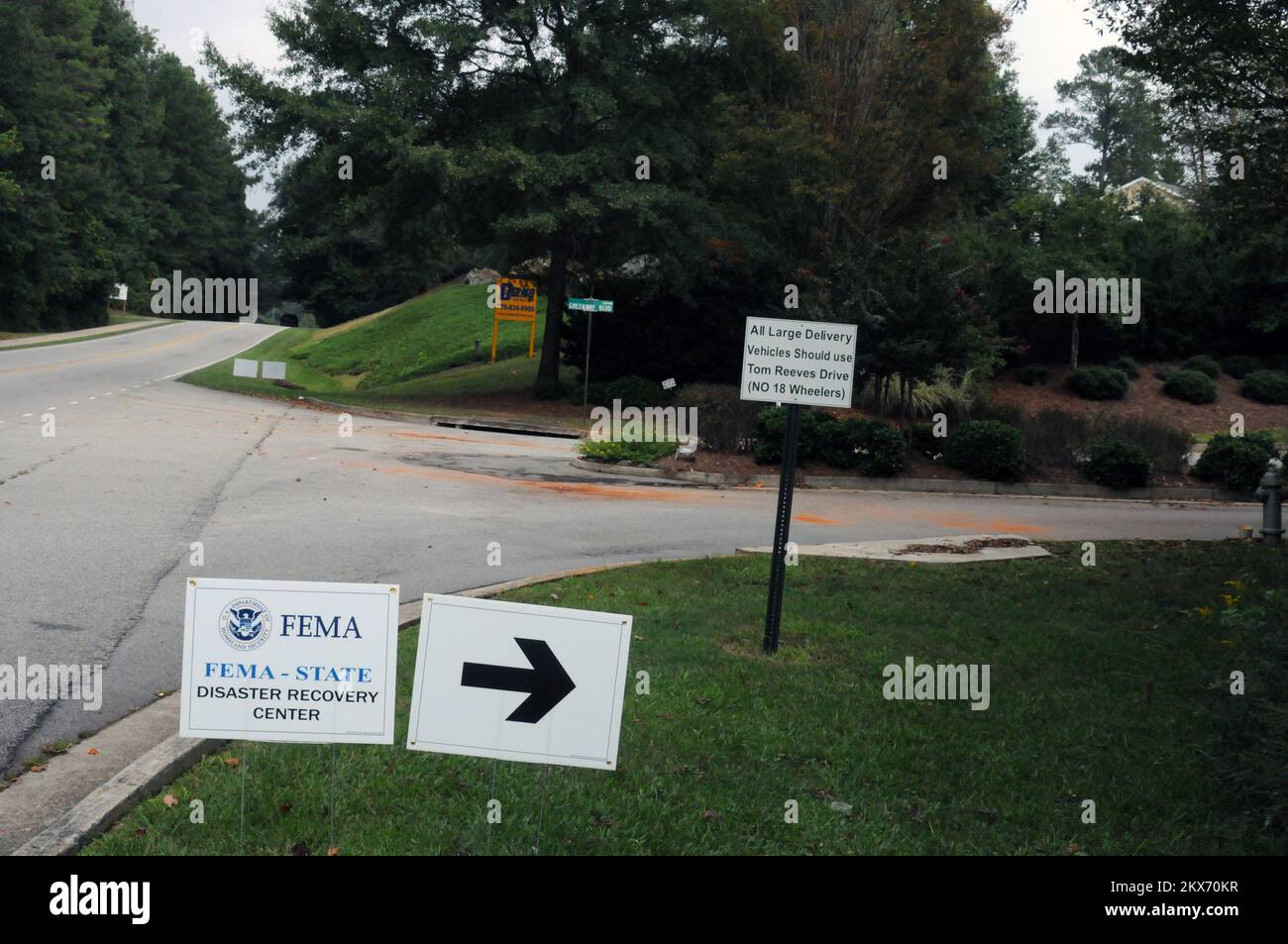 Disaster emergency center signs hi-res stock photography and images - Alamy