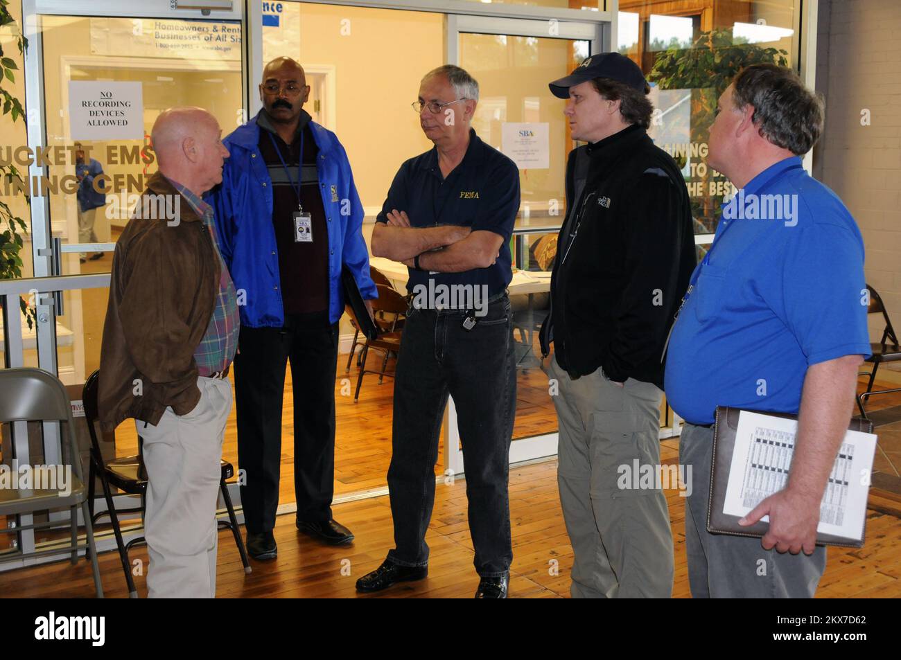 Disaster recovery cente hi-res stock photography and images - Alamy