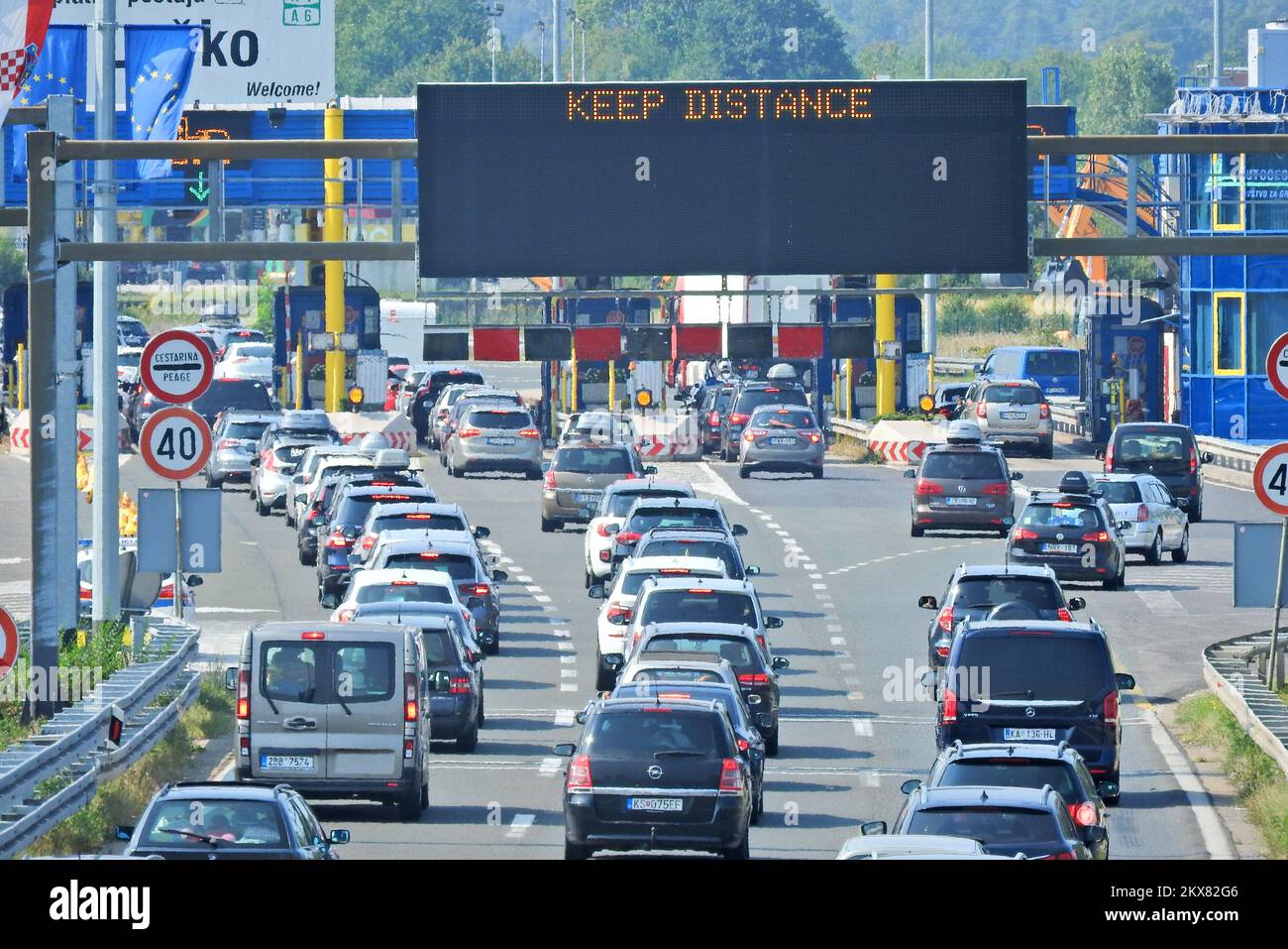 18.8.2018. Zagreb, Lucko - Traffic jam at the Lucko toll station at the ...