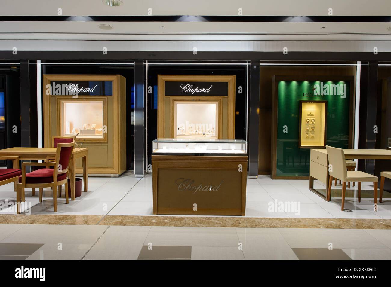 DUBAI, UAE - MARCH 31, 2015: Emirates first class lounge. Dubai ...