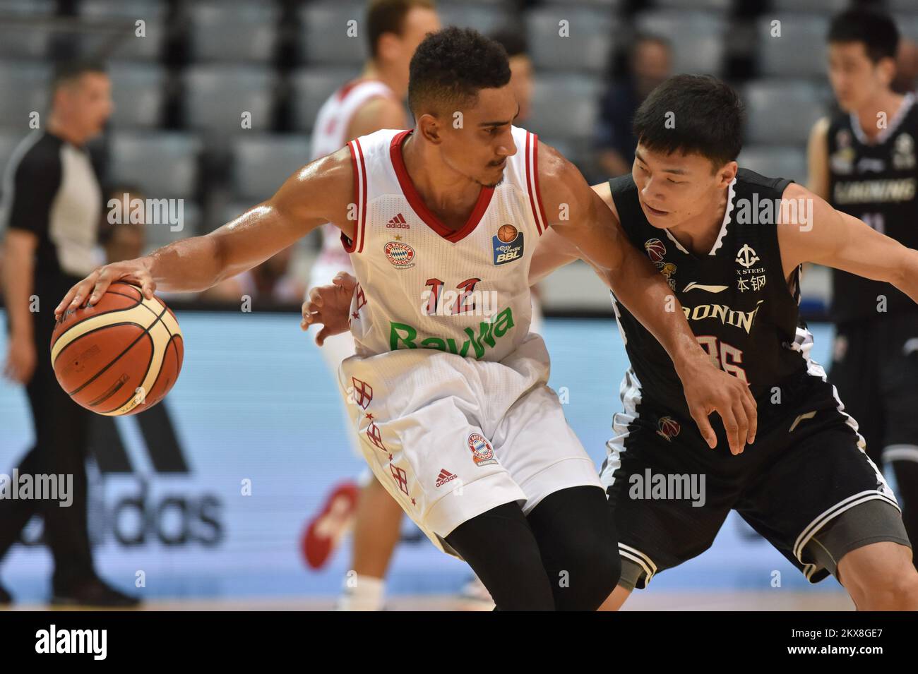 Moado hi-res stock photography and images - Alamy